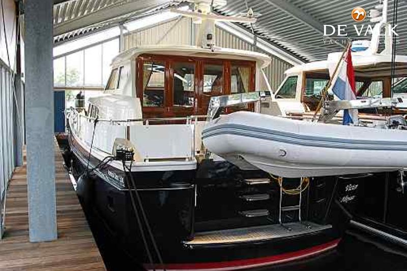 ADMIRAL CLASS 1500 motor yacht for sale | De Valk Yacht broker