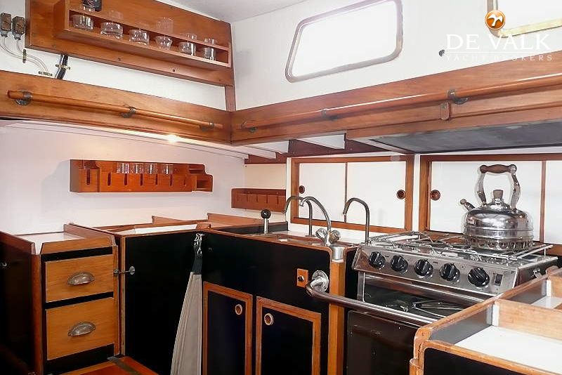 ALAN PAPE CUTTYHUNK 41 sailing yacht for sale | De Valk Yacht Brokers