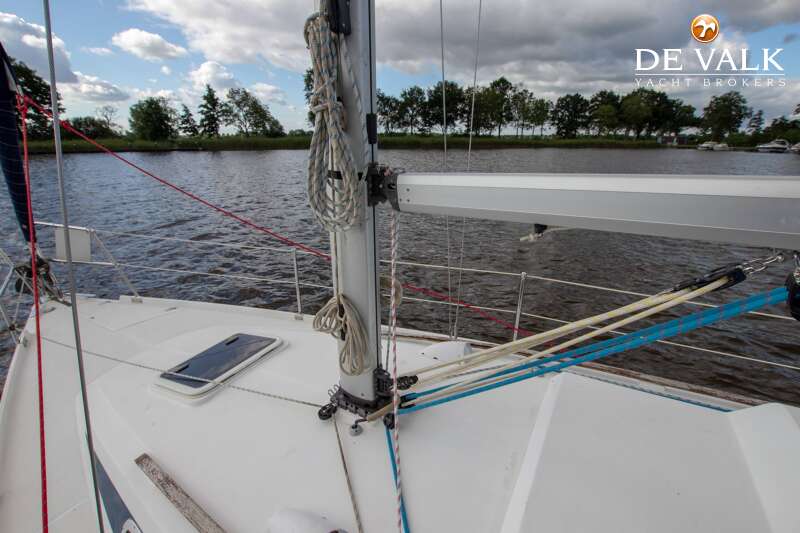 ALOA 28 sailing yacht for sale | De Valk Yacht broker