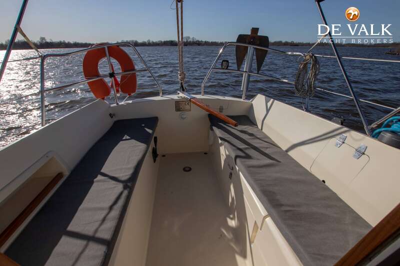 ALOA 28 sailing yacht for sale | De Valk Yacht broker