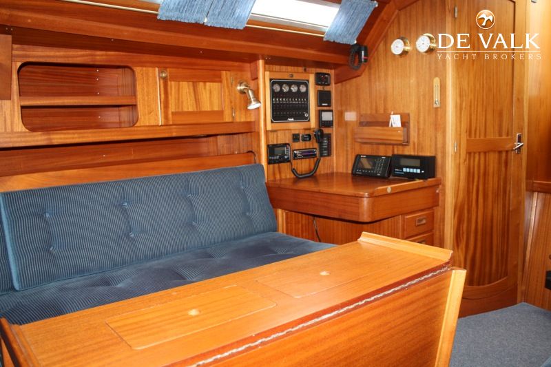 APHRODITE 33 sailing yacht for sale | De Valk Yacht Brokers