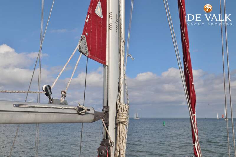 APHRODITE 33 sailing yacht for sale | De Valk Yacht broker