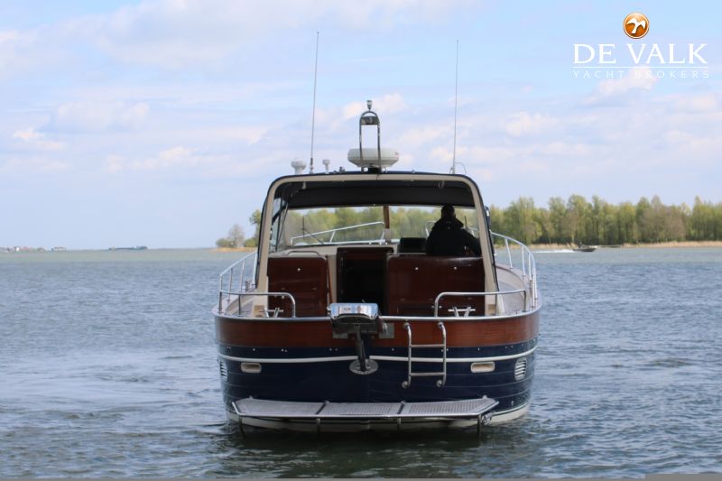 APREAMARE 11 SEMI-CABINATO motor yacht for sale | De Valk Yacht Brokers