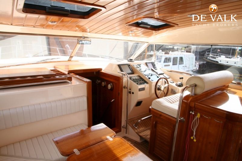 APREAMARE 12 motor yacht for sale | De Valk Yacht Brokers