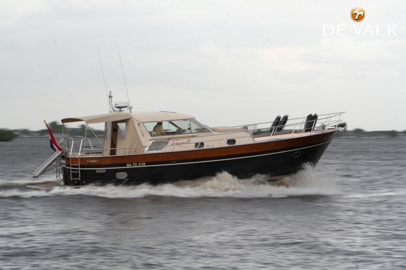APREAMARE 12 motor yacht for sale | De Valk Yacht Brokers