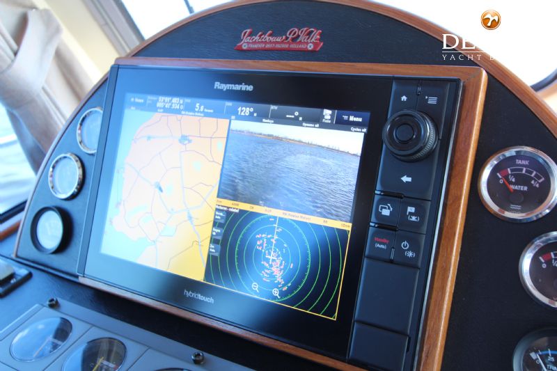 AQUASTAR OCEAN RANGER 38 motor yacht for sale | De Valk Yacht Brokers