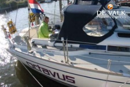 ARCONA 400 sailing yacht for sale | De Valk Yacht broker