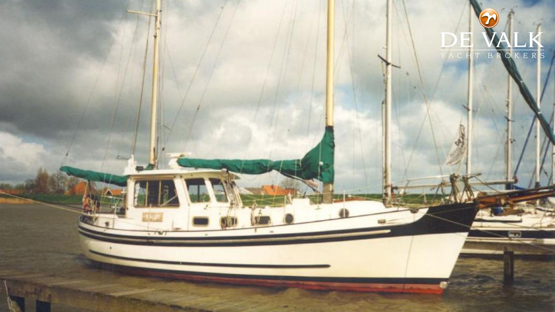 BANJER 37 sailing yacht for sale | De Valk Yacht broker