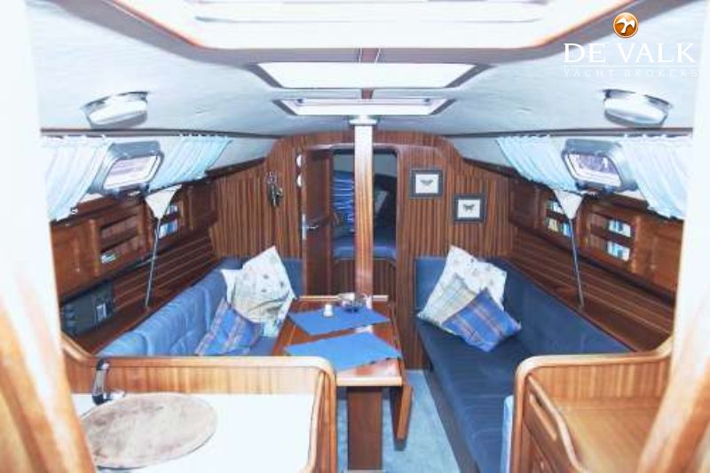 BAVARIA 300 sailing yacht for sale | De Valk Yacht Brokers