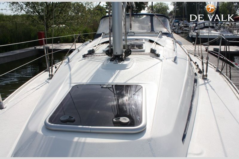 BAVARIA 31 CRUISER sailing yacht for sale | De Valk Yacht Brokers