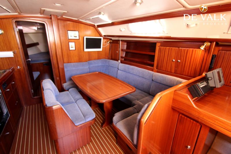 BAVARIA 40 sailing yacht for sale | De Valk Yacht Brokers
