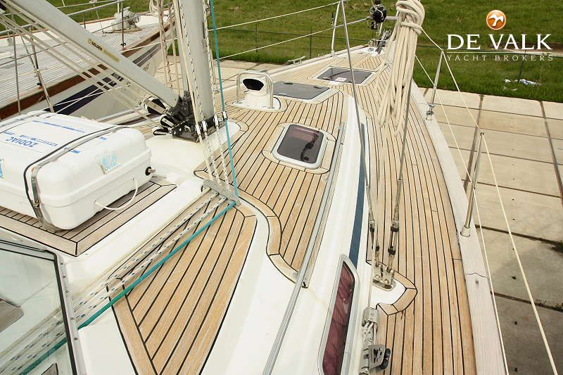 BAVARIA 40 OCEAN sailing yacht for sale | De Valk Yacht Brokers