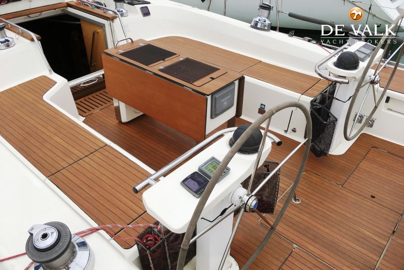 BAVARIA 55 CRUISER sailing yacht for sale | De Valk Yacht Brokers