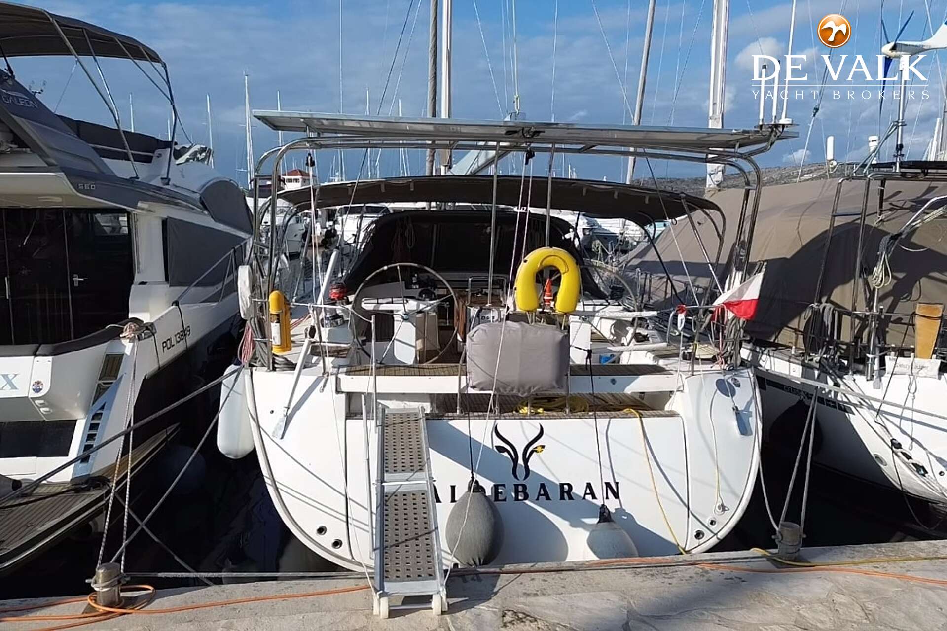 BAVARIA 55 CRUISER sailing yacht for sale | De Valk Yacht broker