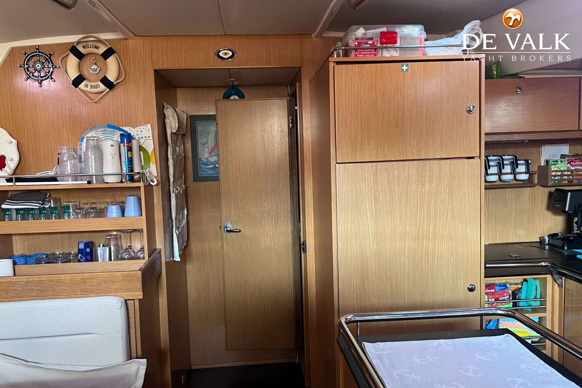 BAVARIA 55 CRUISER sailing yacht for sale | De Valk Yacht broker