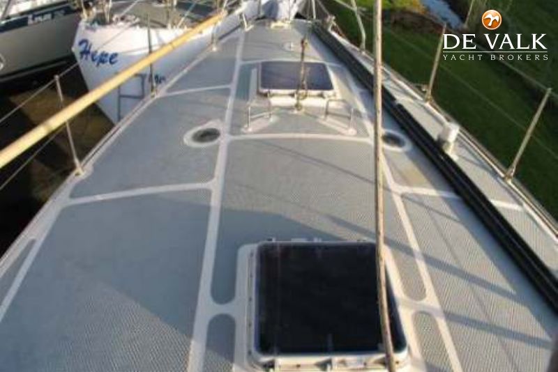 BEACHCOMBER 38 sailing yacht for sale | De Valk Yacht Brokers