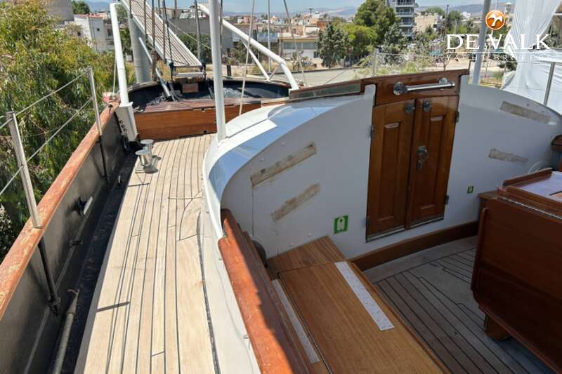 BELIARD CRIGHTON 30M motorzeiler te koop | Jachtmakelaar De Valk