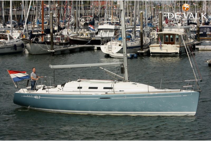 BENETEAU FIRST 40.7 sailing yacht for sale | De Valk Yacht Brokers