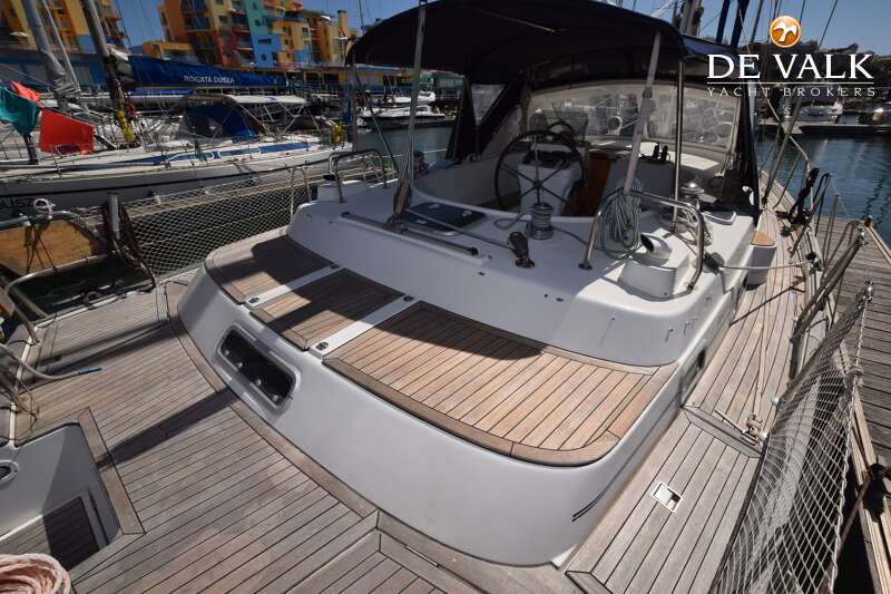 BENETEAU OCEANIS 40 CC sailing yacht for sale | De Valk Yacht broker