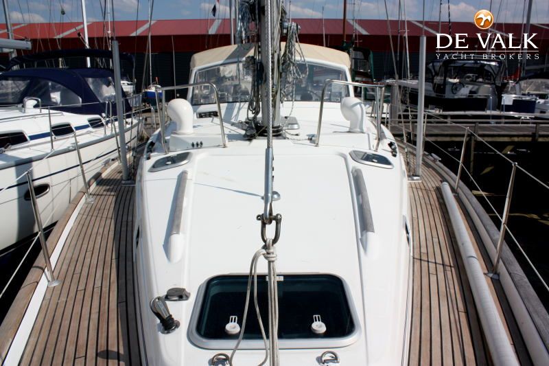 BENETEAU OCEANIS 44 CC sailing yacht for sale | De Valk Yacht Brokers