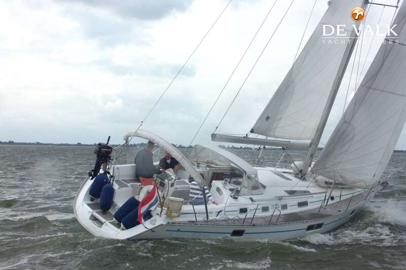 BENETEAU OCEANIS 440 sailing yacht for sale | De Valk Yacht broker
