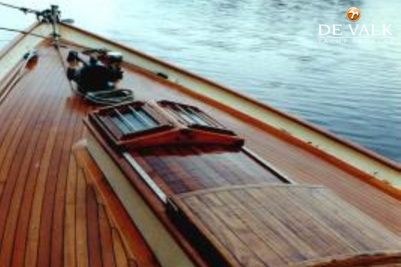 BERMUDIAN CUTTER sailing yacht for sale | De Valk Yacht Brokers