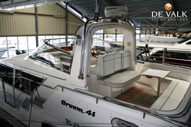 BROOM 41 motor yacht for sale | De Valk Yacht Brokers