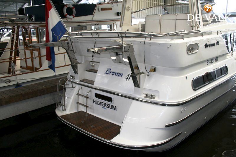 BROOM 41 motor yacht for sale | De Valk Yacht Brokers