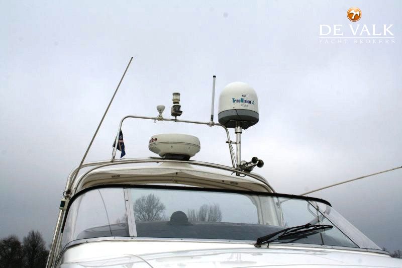 BROOM 41 motor yacht for sale | De Valk Yacht Brokers
