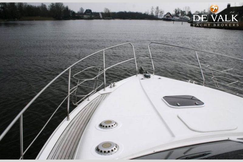 BROOM 41 motor yacht for sale | De Valk Yacht Brokers