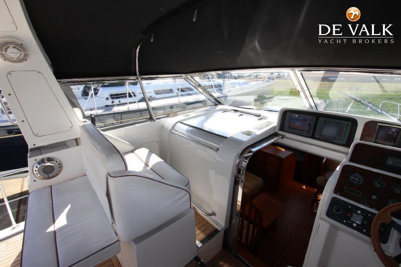BROOM 44 motor yacht for sale | De Valk Yacht Brokers