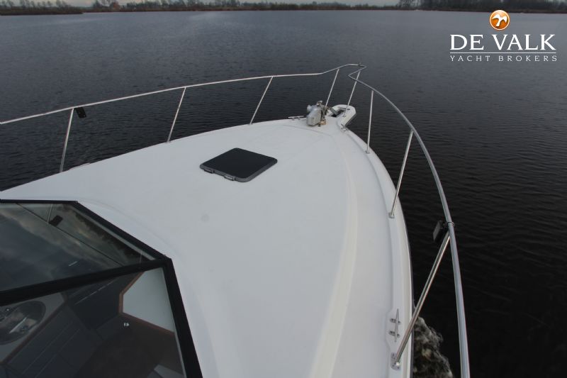 CARVER 33 AFT. CABIN motor yacht for sale | De Valk Yacht Brokers
