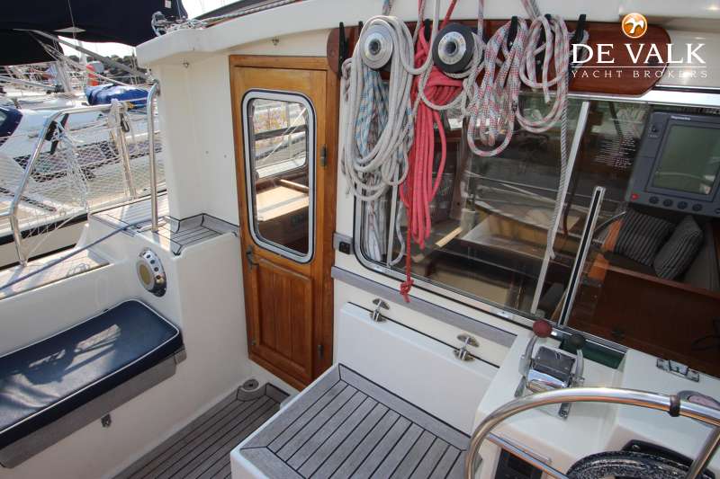 FISHER CATFISHER 28 motorsailer for sale | De Valk Yacht broker