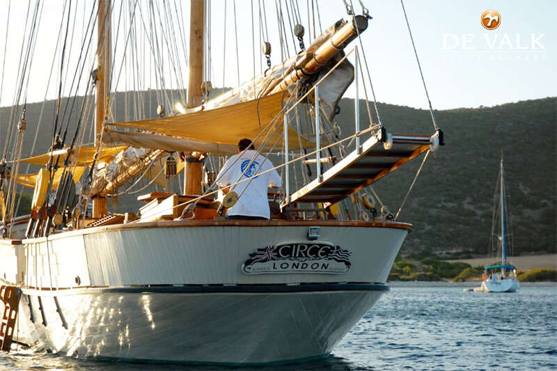 CLASSIC GAFF-RIGGED KETCH sailing yacht for sale | De Valk Yacht broker