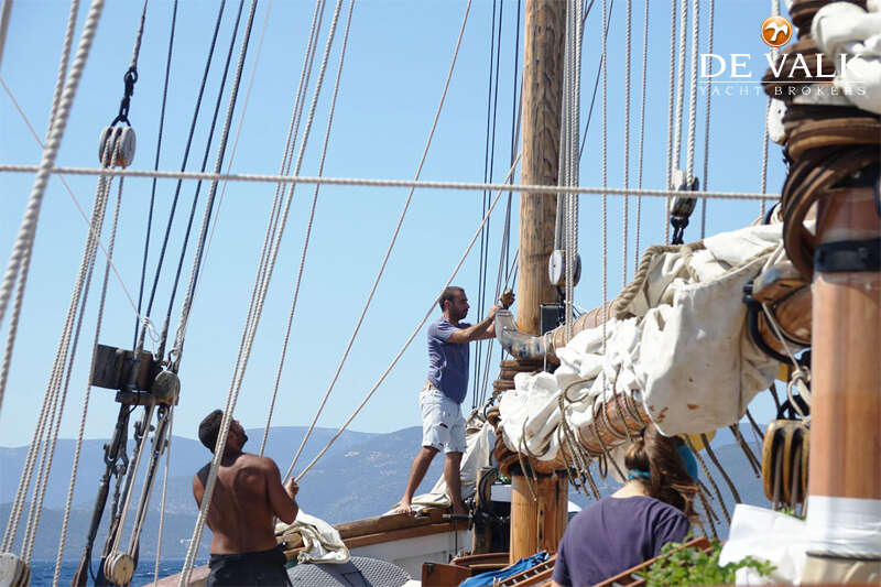 CLASSIC GAFF-RIGGED KETCH sailing yacht for sale | De Valk Yacht broker