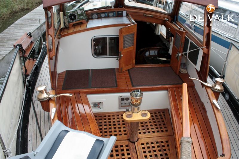 CLASSIC SAILING YACHT sailing yacht for sale | De Valk Yacht Brokers