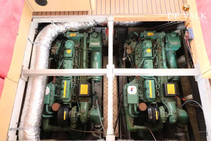 COLVIC SUNCRUISER 35 motor yacht for sale | De Valk Yacht broker