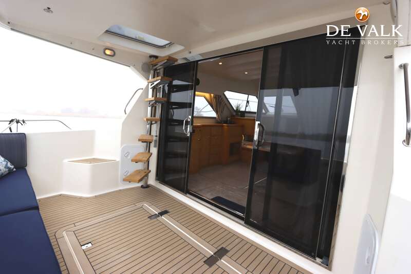 COLVIC SUNQUEST 44 motor yacht for sale | De Valk Yacht broker