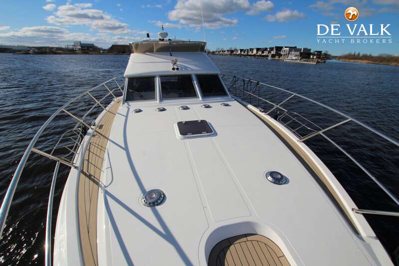 COLVIC SUNQUEST 44 motor yacht for sale | De Valk Yacht broker