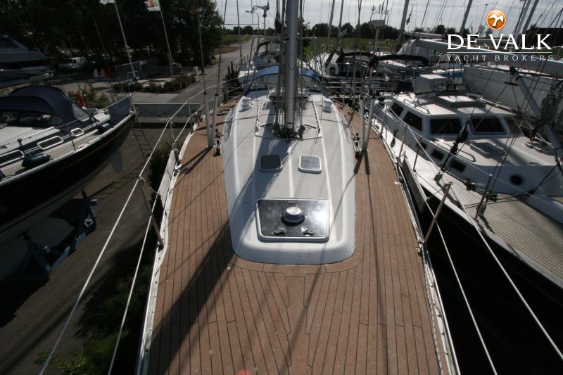COMFORTINA 42 sailing yacht for sale | De Valk Yacht Brokers