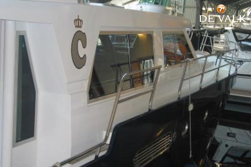 CONDOR COMMODORE motor yacht for sale | De Valk Yacht Brokers
