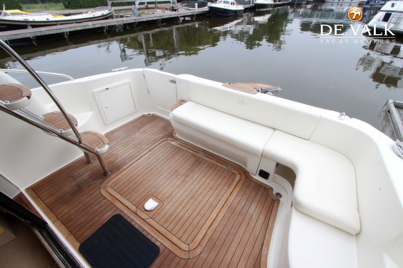 CRANCHI ATLANTIQUE 40 motor yacht for sale | De Valk Yacht Brokers