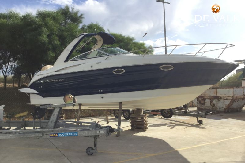 CROWNLINE 280 CR motor yacht for sale | De Valk Yacht Brokers