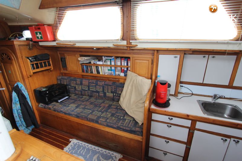 CSY WALK-THROUGH 44 sailing yacht for sale | De Valk Yacht Brokers