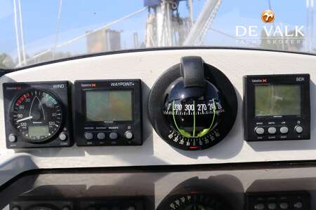 DEHLER 33 CLASSIC sailing yacht for sale | De Valk Yacht broker