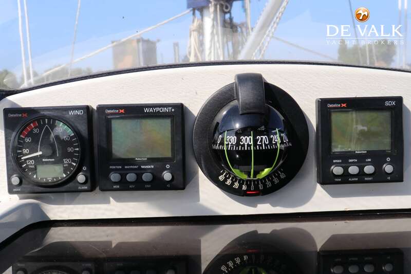 DEHLER 33 CLASSIC sailing yacht for sale | De Valk Yacht broker