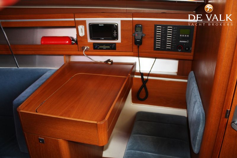 DEHLER 35 sailing yacht for sale | De Valk Yacht Brokers