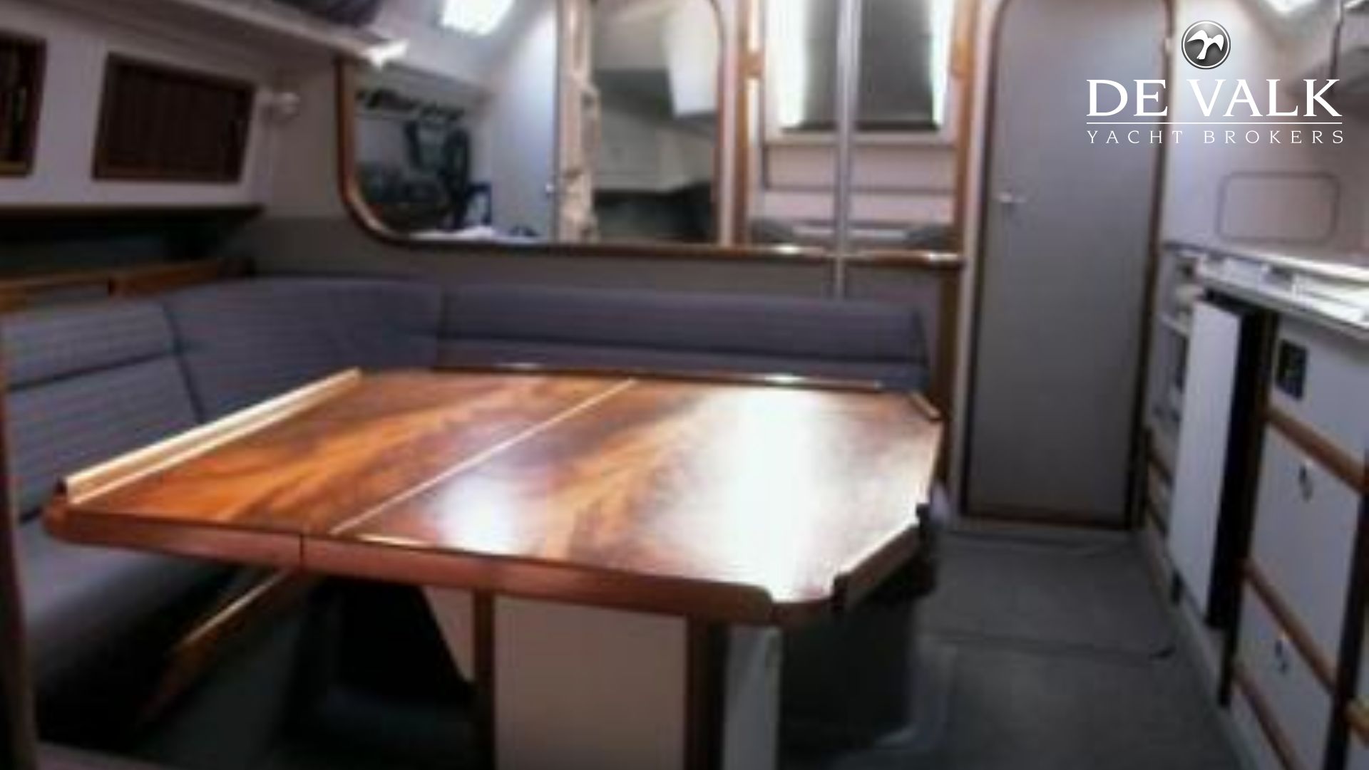 DEHLER 36 CWS sailing yacht for sale | De Valk Yacht broker