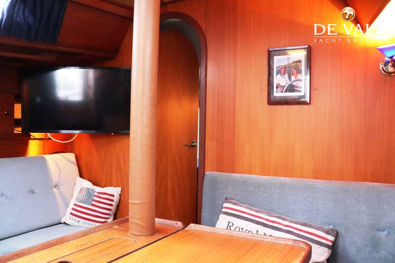 DEHLER 372 sailing yacht for sale | De Valk Yacht broker