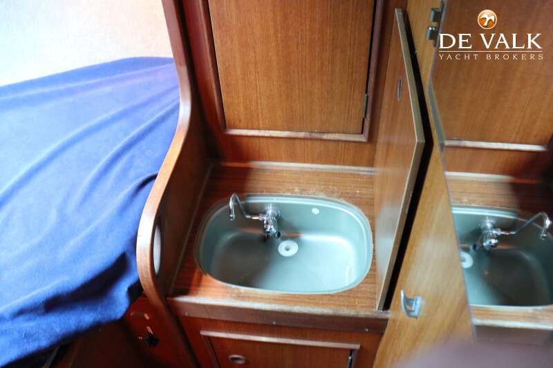 DEHLER 372 sailing yacht for sale | De Valk Yacht broker